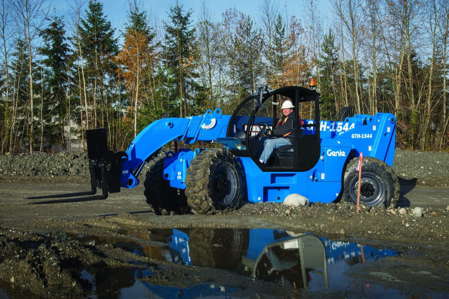 Genie GTH-1544 Telehandler Re-Rent | American Rental Services